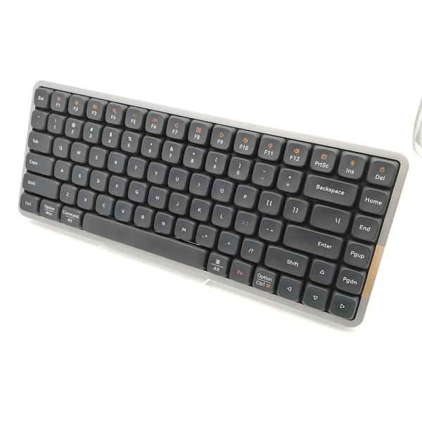 ■分類：パソコン用アクセサリー■ランク：中古■メーカー：Lofree■製造番号：AA2420OE91502688■備考：状態：キーキャップにテカリ 付属品：箱、印刷物、USB-AtoCケーブル■保証期間：１週間■注意事項：お客様のモニター発...