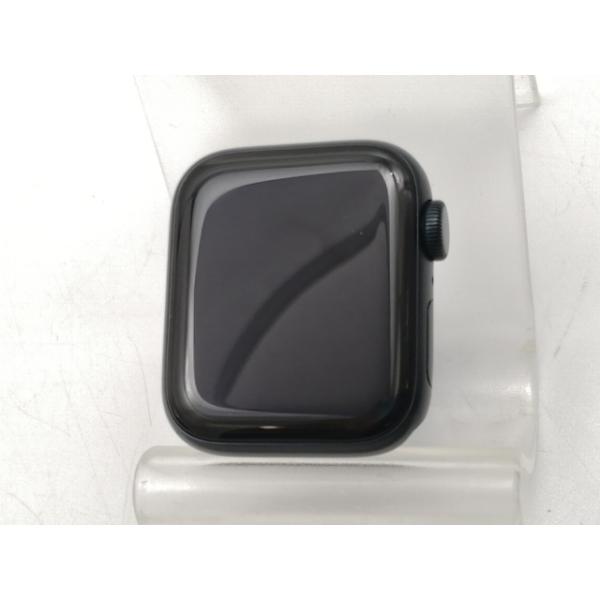 ■分類：ウェアラブル端末■ランク：ランクB■メーカー：Apple■製造番号：HFY7DMK2XQ■備考：OS：26.6バッテリー容量：99%（08月時点）状態：画面にキズあり付属品：バンド、充電ケーブル■保証期間：１ヶ月■注意事項：お客様の...