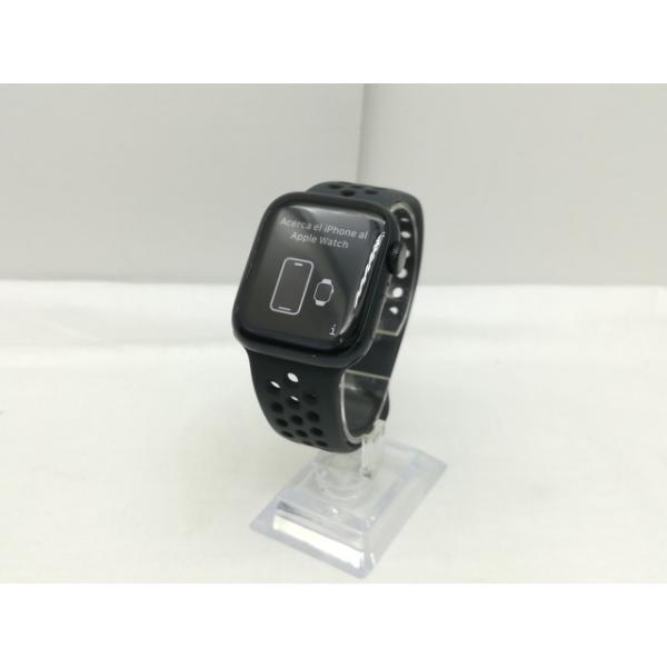 ■分類：ウェアラブル端末■ランク：ランクB■メーカー：Apple■製造番号：J69GT2KVYY■備考：OS：26.2 バッテリー容量：82%（03月時点）状態：液晶に薄いスレ、側面軽度スリキズ・際に軽度塗装剥がれ、バンドにスレあり付属品：...