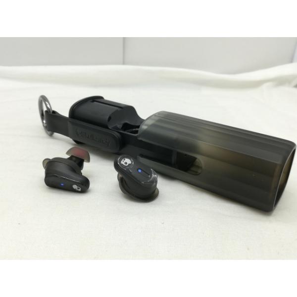 ■分類：ヘッドホン■ランク：ランクA■メーカー：Skullcandy■製造番号：-■備考：状態：状態良好の中古商品。キズ、使用感はほとんどありません。付属品：箱、印刷物、USB-Cケーブル、各種イヤーピース類■保証期間：１ヶ月■注意事項：お...