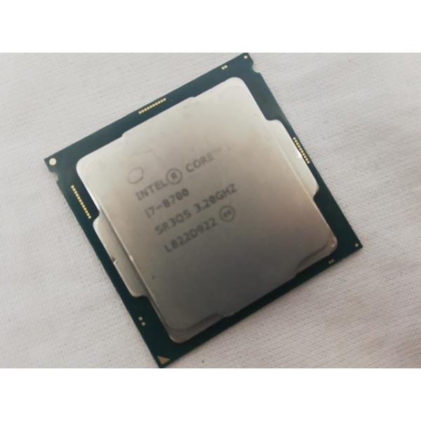 ■分類：CPU■ランク：中古■メーカー：Intel■製造番号：1779/1732/1668■保証期間：１週間■注意事項：お客様のモニター発色の具合によって、実際の商品と色合いが異なる場合があります。