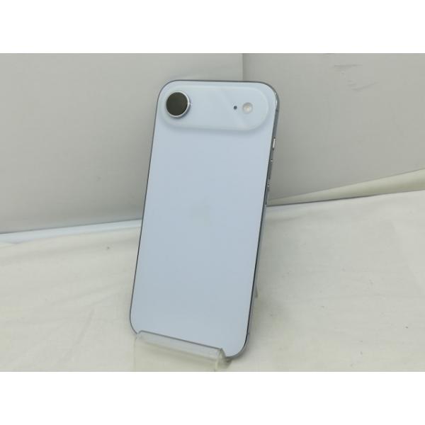 ■分類：iPhone■ランク：ランクA■メーカー：Apple■製造番号：352917840910250■備考：OS：26.5 状態：状態良好の中古商品。キズ、使用感はほとんどありません。 バッテリー容量：100%（05月時点） バッテリー充...