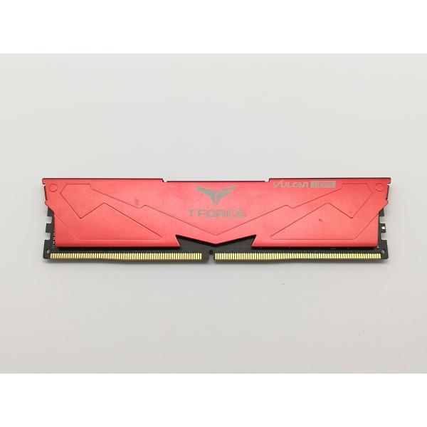 ■分類：メモリー■ランク：中古■メーカー：DDR5■製造番号：0004■備考：T・FORCE付属品：本体のみ■保証期間：１週間■注意事項：お客様のモニター発色の具合によって、実際の商品と色合いが異なる場合があります。