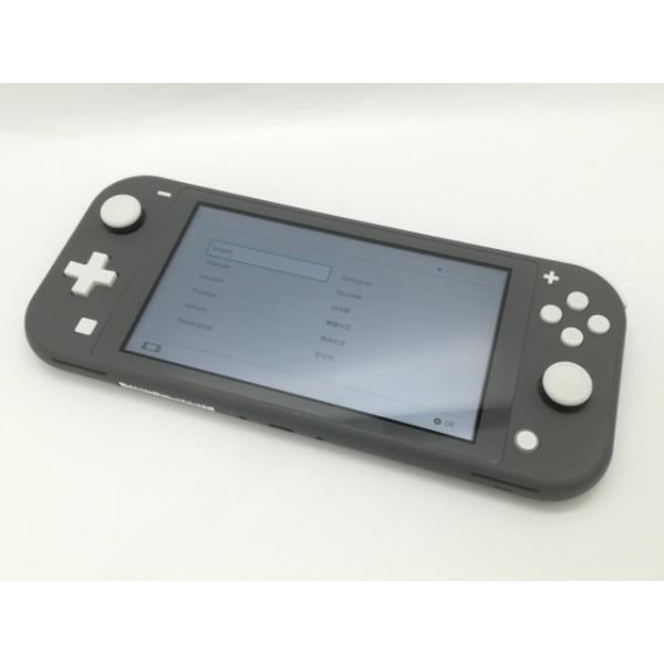 ■分類：携帯ゲーム機■ランク：ランクB■メーカー：Nintendo■製造番号：XJJ10030662215■備考：状態：外装スレ、スティックやボタンに変色がございます。 付属品：箱、印刷物、ACアダプタ■保証期間：１ヶ月■注意事項：お客様の...