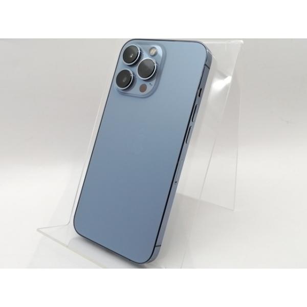 ■分類：iPhone■ランク：ランクC■メーカー：Apple■製造番号：351135091219864■備考：利用制限：○OS：26.4状態：ポートレートx３撮影時映り込みありバッテリー容量：100%（04月時点）Apple修理済み型番：N...