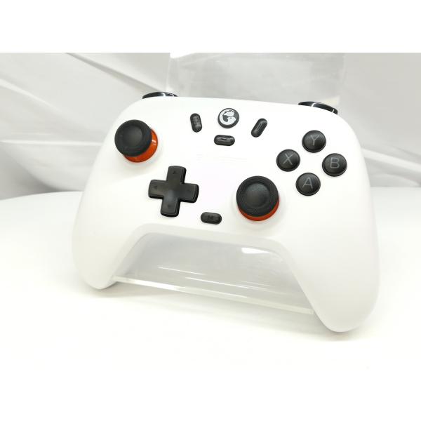 ■分類：ゲーム用周辺機器■ランク：ランクB■メーカー：GameSir■製造番号：12411130068408■備考：状態：外装スレ、テカリ付属品：キャリングケース、USBドングル■保証期間：１週間■注意事項：お客様のモニター発色の具合によっ...