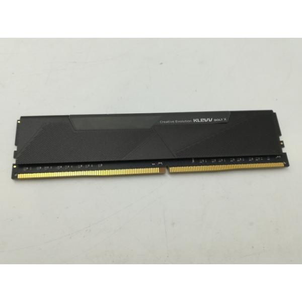 ■分類：メモリー■ランク：中古■メーカー：DDR4■備考：KLEVV/ヒートスプレッタ付き 付属品：本体のみ■保証期間：１週間■注意事項：お客様のモニター発色の具合によって、実際の商品と色合いが異なる場合があります。