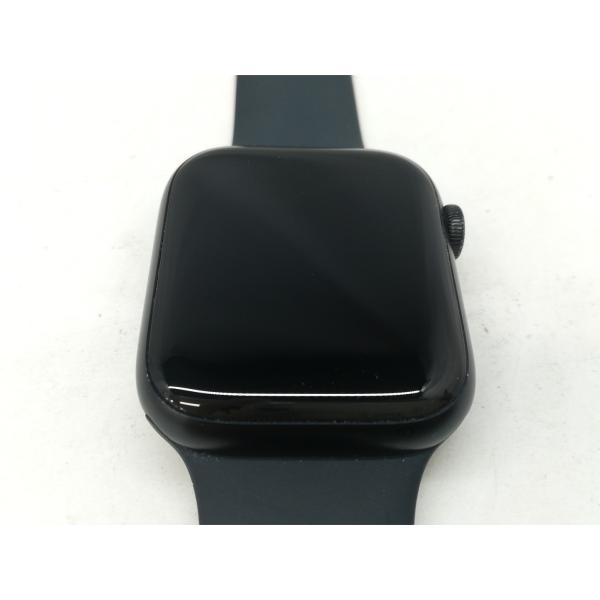 ・S9チップ搭載で旧モデルより操作性＆反応速度UP・画面が明るくなって太陽の下でもくっきり見やすい・画面に触れずに操作するダブルタップ対応■分類：ウェアラブル端末■ランク：ランクC■メーカー：Apple■製造番号：J9W3L7H6YR■備考...