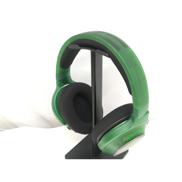 ■分類：ヘッドホン■ランク：ランクA■メーカー：Razer■製造番号：582521D34901540■備考：状態：外装軽度スレ付属品：箱、冊子、ケーブル、マイク、ＵＳＢドングル、ＵＳＢ変換アダプタ■保証期間：１ヶ月■注意事項：お客様のモニタ...