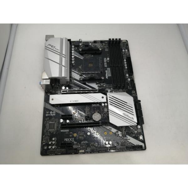 ■分類：マザーボード■ランク：中古■メーカー：ASRock■製造番号：D8M0XB231026■備考：BIOS ver：P5.01 付属品：・箱・クイックインストールガイド・サポートCD・SATAケーブル・ネジ・IOパネルシールド■保証期間...
