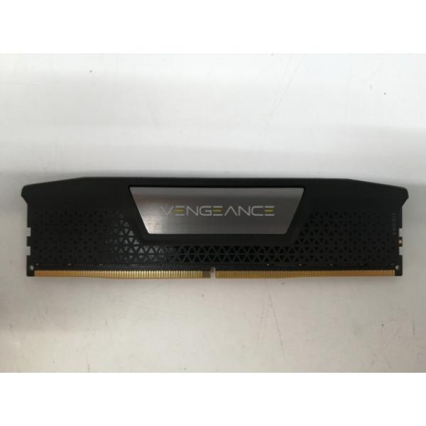 ■分類：メモリー■ランク：中古■メーカー：DDR5■製造番号：ACJ8B5440042YH■備考：Corsair製/ヒートシンク付き付属品：本体のみ■保証期間：１週間■注意事項：お客様のモニター発色の具合によって、実際の商品と色合いが異なる...