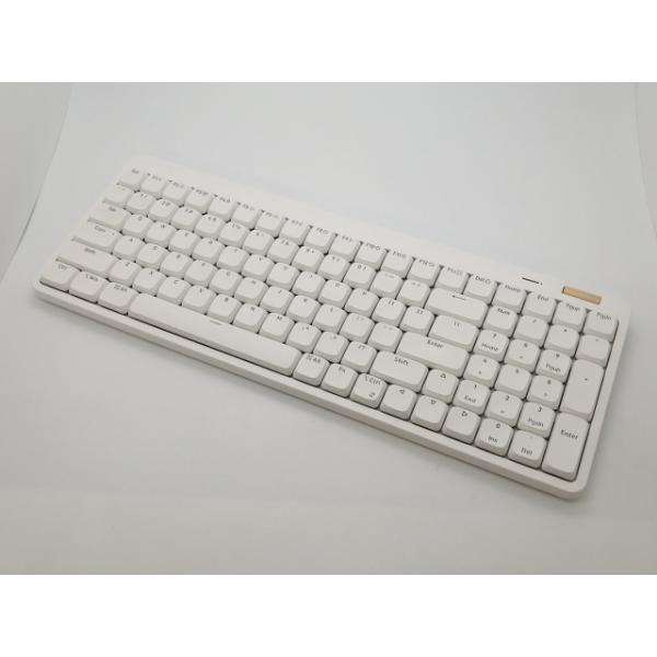 ■分類：パソコン用アクセサリー■ランク：中古■メーカー：Lofree■製造番号：AP2445OE92207054■備考：状態：軽度スレ、キーテカリあり付属品：箱、冊子、ドングル、ケーブル付属■保証期間：１週間■注意事項：お客様のモニター発色...