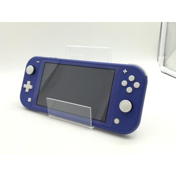 ■分類：携帯ゲーム機■ランク：ランクA■メーカー：Nintendo■製造番号：XJJ70028634617■備考：状態：背面にスレ 付属品：箱、冊子、ACアダプタ■保証期間：１ヶ月■注意事項：お客様のモニター発色の具合によって、実際の商品と...