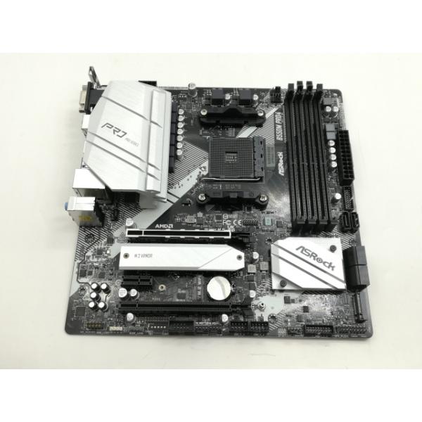 ■分類：マザーボード■ランク：中古■メーカー：ASRock■製造番号：J3FMUA017209■備考：BIOS ver：P3.40 状態：CPUソケットレバー根本のプラスチック角が欠け(取り付けに影響なし) 付属品：箱、I/Oパネルシールド...