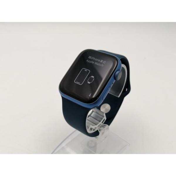 ■分類：ウェアラブル端末■ランク：ランクC■メーカー：Apple■製造番号：J56R56R27V■備考：OS：26.1 バッテリー容量：83％（11月現在） 状態：画面全体にキズ多数、フレーム全体にスレキズおよび塗装剥がれ多数 付属品：内箱...