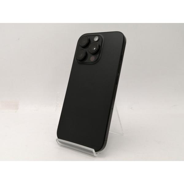 ■分類：iPhone■ランク：ランクC■メーカー：Apple■製造番号：353446785091594■備考：OS：18.4.1状態：超広角撮影時に映り込み一点、アウトカメラ周りに塗装剥がれ、端子部周りに塗装剥がれ、シール痕ありバッテリー容...