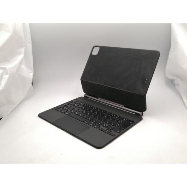 ■分類：iPhone/iPod/iPad用アクセサリー■ランク：中古■メーカー：Apple■製造番号：FTPD436NP2V5■備考：状態：天面(ロゴマーク側)に複数のシール剥がし痕とベタつき、底面にスレ、ヒンジ内側にスレ、パームレストとキ...