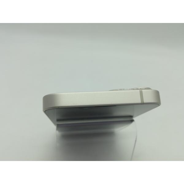 ■分類：iPhone■ランク：ランクC■メーカー：Apple■製造番号：359251340601885■備考：型番：MLK63ZA/AOS：26.3状態：フレームに打痕やスレ、背面に微細なスリキズがございます。バッテリー容量：69% 劣化表...