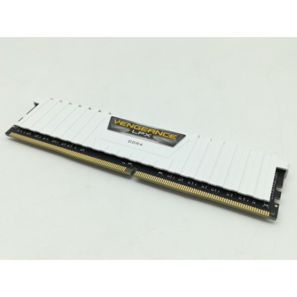 ■分類：メモリー■ランク：中古■メーカー：DDR4■製造番号：A4X4T44914COSY■備考：メーカー：CORSAIR 付属品：本体のみ■保証期間：１週間■注意事項：お客様のモニター発色の具合によって、実際の商品と色合いが異なる場合があ...