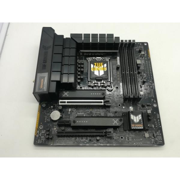 ■分類：マザーボード■ランク：中古■メーカー：ASUS■製造番号：S3M0KC228122NW2■備考：※PIN曲がり痕がございます BIOS ver：1641 付属品：箱、印刷物、SATAケーブル×2、Wi-Fi移動アンテナ、M.2 SS...