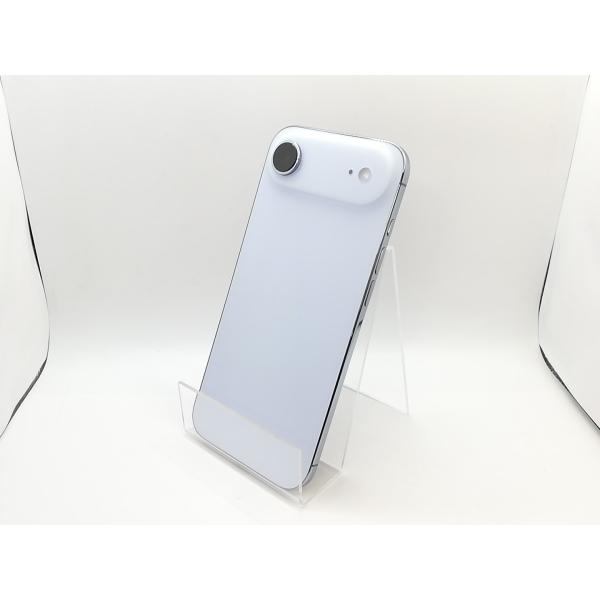 ■分類：iPhone■ランク：ランクA■メーカー：Apple■製造番号：356770692963653■備考：利用制限：○ OS：26.2.1 状態：状態良好の中古商品。キズ、使用感はほとんどありません。 バッテリー容量：100%（04月時...