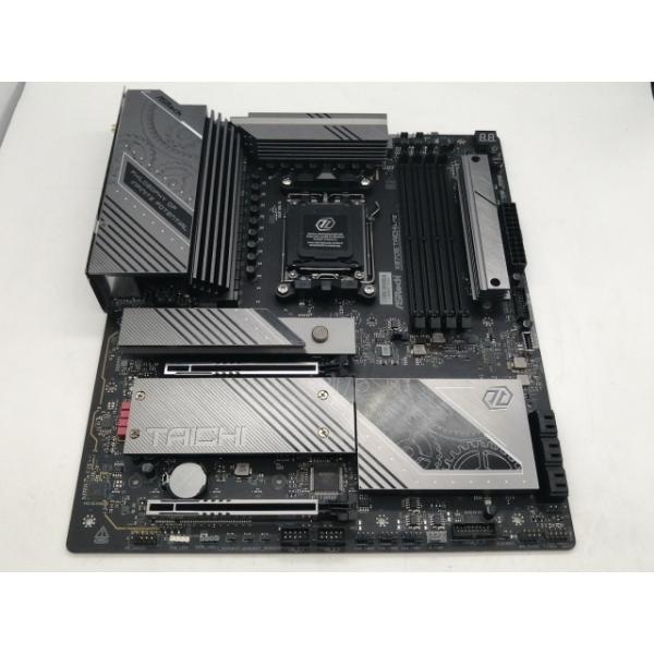 ■分類：マザーボード■ランク：中古■メーカー：ASRock■製造番号：H8M0XB136345■備考：BIOS ver：3.40 付属品：箱、SATAケーブルx4、WiFiアンテナ、アンテナ用スタンド、ARGBスプリッターケーブル、サーミス...