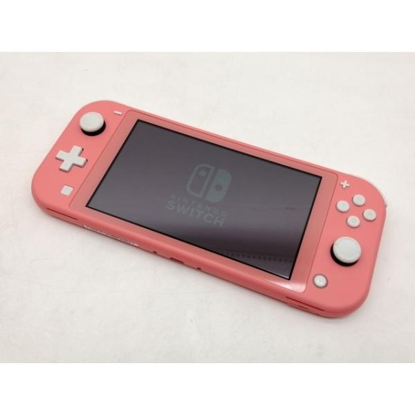 ■分類：携帯ゲーム機■ランク：ランクB■メーカー：Nintendo■製造番号：XJJ70021200000■備考：状態：L、Rボタン黄ばみ/充電端子回りスレ/フレーム左側軽度スレ 付属品：箱、ACアダプタ、セーフティガイド■保証期間：１ヶ月...