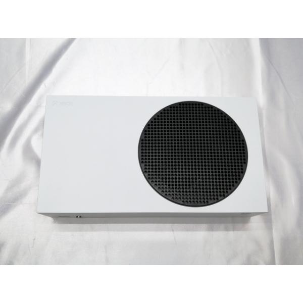 ■分類：据置ゲーム機■ランク：ランクA■メーカー：Microsoft■製造番号：049183213917■備考：状態：状態良好の中古商品。キズ、使用感はほとんどありません。 付属品：箱（破れあり）、印刷物、電源ケーブル、HDMIケーブル、コ...