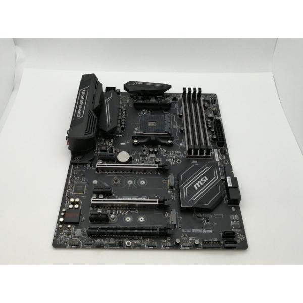 ■分類：マザーボード■ランク：中古■メーカー：MSI■製造番号：601-7A32-010B1704000213■備考：BIOS ver：E7A32AMS.1Q6 状態：メモリスロットのフレーム金属部分にサビあり 付属品：箱、SATAケーブル...