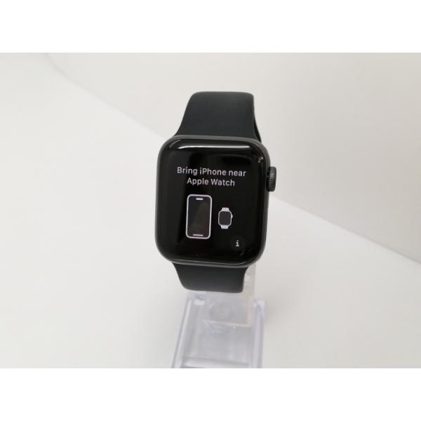 ■分類：ウェアラブル端末■ランク：ランクB■メーカー：Apple■製造番号：G99F23DWQ07V■備考：OS：10.6.1 状態：画面にキズ、ボディにキズや打痕がございます。 バッテリー容量：81%（11月時点） 付属品：箱、印刷物、充...