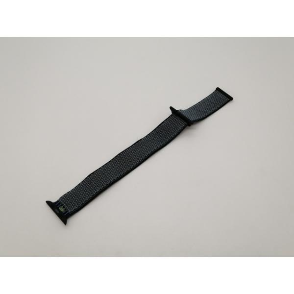 ■分類：ウェアラブル端末■ランク：ランクC■メーカー：Apple■製造番号：G9G009600L■備考：40mmケース用ワールドインディゴ/ライムブラストNikeスポーツループ型番：MXN12FE/A状態：汚れや変色がございます。付属品：箱...