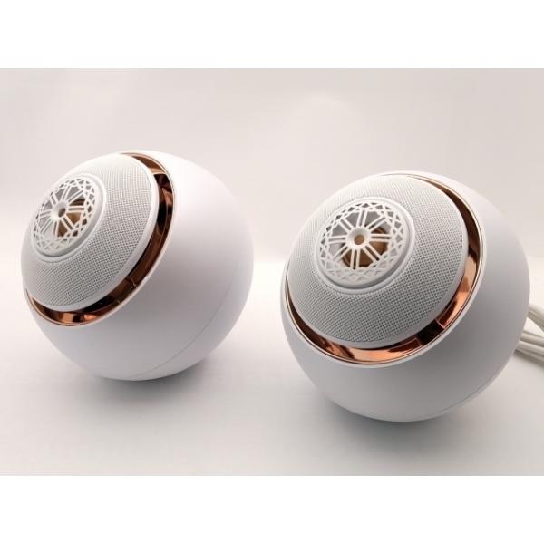 ■分類：スピーカー■ランク：ランクA■メーカー：Creative■製造番号：Q8MF1720509000365F■備考：状態：外装に擦れがあります。付属品：箱、スピーカースタンド、USB-Cケーブルｘ2、3.5mm AUXケーブル、ACアダ...