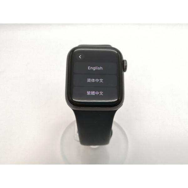 ■分類：ウェアラブル端末■ランク：ランクC■メーカー：Apple■製造番号：G99Z432EMLTK■備考：OS：10.6.1 バッテリー容量：83%（07月時点） 状態：画面キズ・スレ、フレームにキズ・スレ、バンド摩耗、箱破れ 付属品：箱...