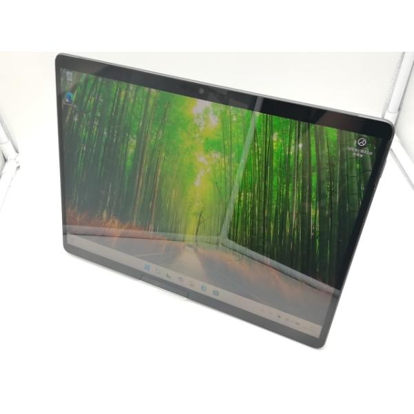 ■分類：Windowsタブレット■ランク：ランクB■メーカー：Microsoft■製造番号：0F00PSP215101J■備考：状態：画面ベゼル部左下にヒビ(表示面問題なし）、外装小キズ付属品：箱、印刷物、ACアダプタ、電源ケーブル■保証期...