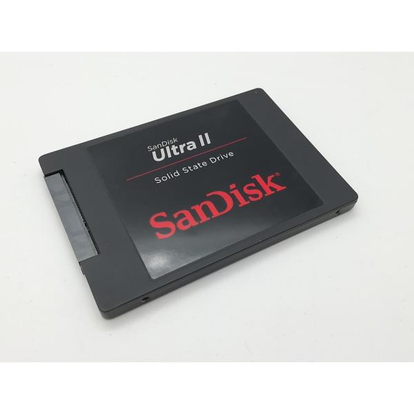 ■分類：SSD■ランク：中古■メーカー：SanDisk■製造番号：161816805526■備考：付属品：本体のみ■保証期間：１週間■注意事項：お客様のモニター発色の具合によって、実際の商品と色合いが異なる場合があります。