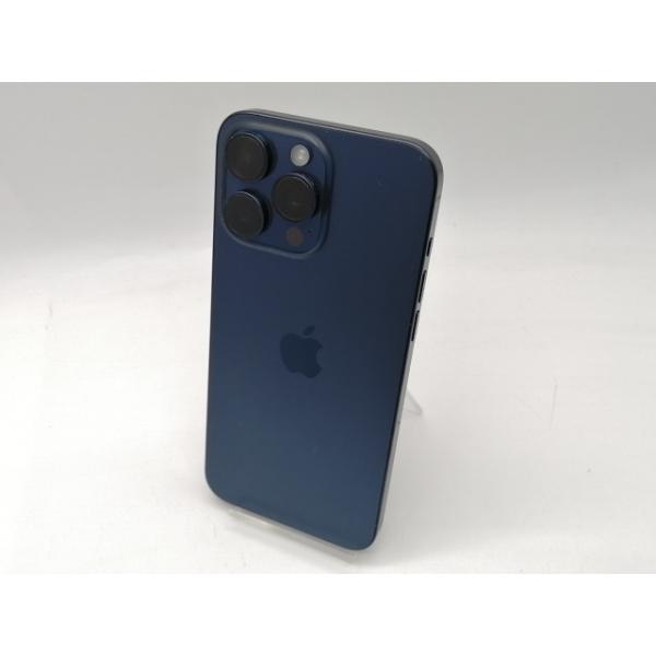 ■分類：iPhone■ランク：ランクC■メーカー：Apple■製造番号：356840670626513■備考：OS：26.3.1 状態：カメラに写り込み複数あり、カメラレンズ部にスレ(撮影に支障なし)、フレームにスレ、背面にスレ バッテリー...