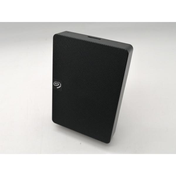 ■分類：外付け HDD■ランク：中古■メーカー：Seagate■製造番号：NACVY0K1■備考：付属品：箱、印刷物、USBケーブル■保証期間：１週間■注意事項：お客様のモニター発色の具合によって、実際の商品と色合いが異なる場合があります。