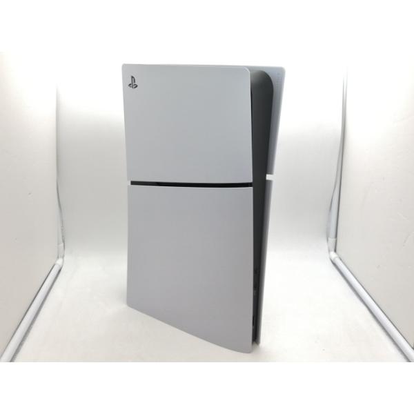 ■分類：据置ゲーム機■ランク：ランクB■メーカー：SONY■製造番号：F55A011S910396340■備考：状態：筐体端子付近スレ、コントローラ背面スレ 付属品：箱、印刷物、コントローラ、USB-Cケーブル、電源ケーブル、HDMIケーブ...