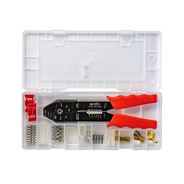 配線作業に必要なアイテムが揃う便利なセット。確実な圧着ができ、コード切断・被覆剥きなどができる多機能電工ペンチをセット。小さな端子が取り出し易い底面R形状。収納・整理に便利な透明ケース。フタに便利なスケール付き15cm目盛り目安。セット内容...