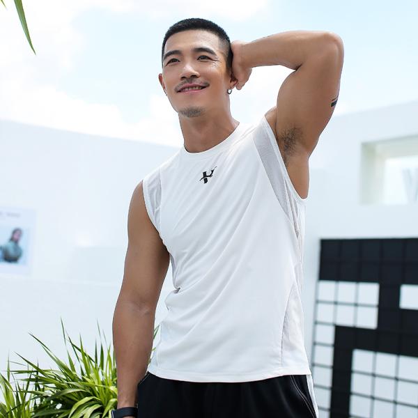 ■サイズガイドM：バスト88cm、着丈60cm、肩幅 39cmL：バスト96cm、着丈70cm、肩幅 40cmXL：バスト100cm、着丈72cm、肩幅 41cmモデルが着用している商品は撮影時の明るさやモニター表示の色合いなどの原因で多少...