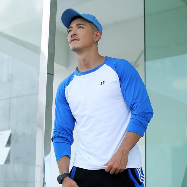 ■素材構成: 95% 綿、5％ ポリウレタン■サイズガイド 　S：バスト86cm、着丈66cm、肩幅18cm、袖丈68cm、M：バスト90cm、着丈68cm、肩幅19cm、袖丈70cm、L：バスト95cm、着丈70cm、肩幅20cm、袖丈7...