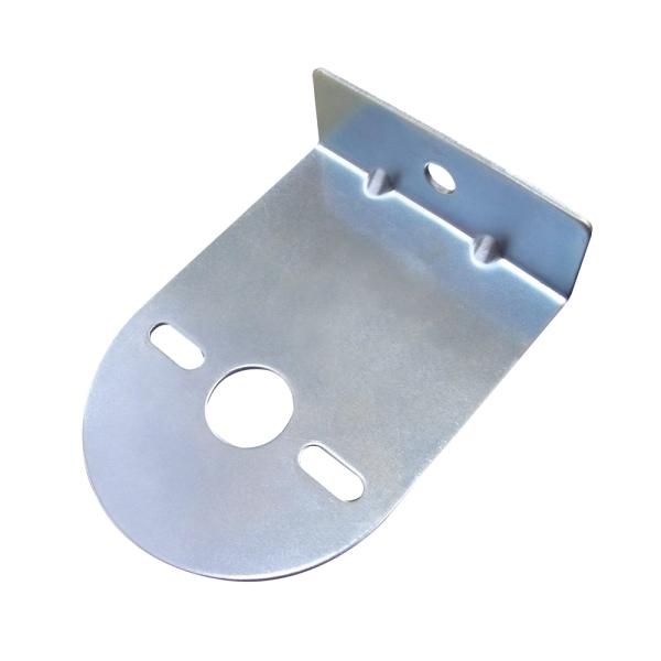 商品説明●ワイドタイプのマーカーランプ用ステー。●主材質：鉄（ユニクロメッキ）※使用中にサビが発生することがあります。
