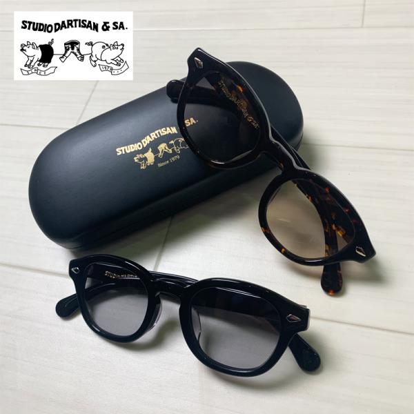 “眼鏡のまち”として有名な、古き良き職人魂が息づく福井県は鯖江市で作ったサングラスです。存在感のある太目のフレームは定番のブラックとべっ甲柄を模したブラウン、レンズはそれぞれのフレームに合わせたグレー系とブラウン系を採用しました。ダルチザン...