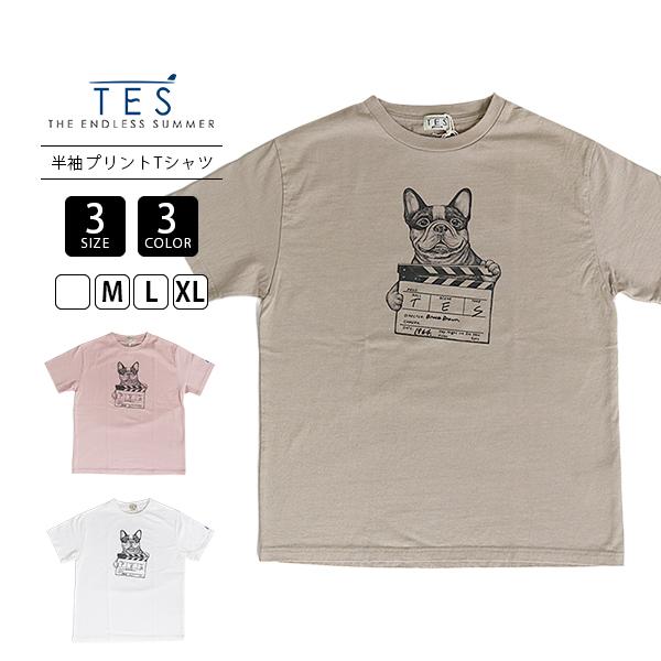 TESから、フロントに大きく描かれたブヒのアートワークが目を惹く半袖Tシャツが入荷しました。映画監督になったブヒを繊細なタッチで表現し、やさしい空気感と遊び心をあわせ持った一枚。バックにも監督モチーフをさりげなく配し、後ろ姿まで抜かりないデ...