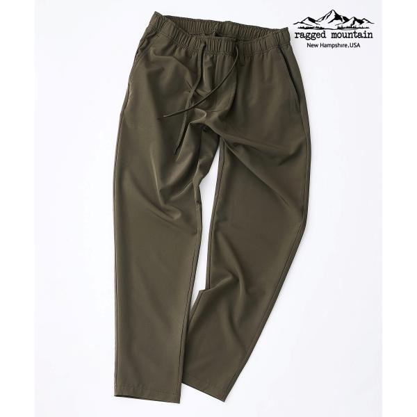 裏地がドット状の細かい凹凸感のある形状で肌の設置面が少なくサラっとした触り心地の暑い夏にピッタリなボトムスです。ドライ機能・ストレッチ性・シワになりにくいと多数の機能を兼ね備えたパンツになります。ウエストゴムで絞りも可能。ポリエステル95%...