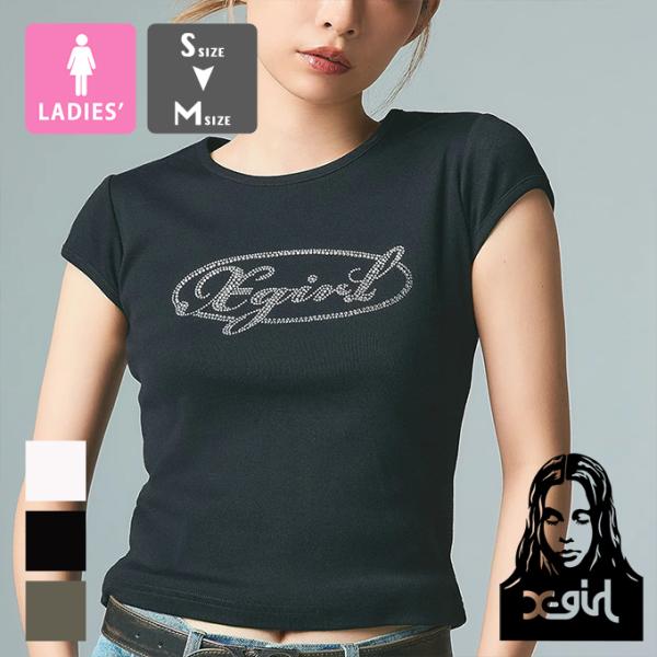 ■デザインラインストーンを施した、Y2Kムード高まる半袖Tシャツ。キラキラ輝くX-girlのオーバルロゴが目を惹くデザイン。コンパクトなちびTのシルエットで、レディライクな着こなしに。幅広いアイテムとマッチする、ベーシックなカラーリングもポ...