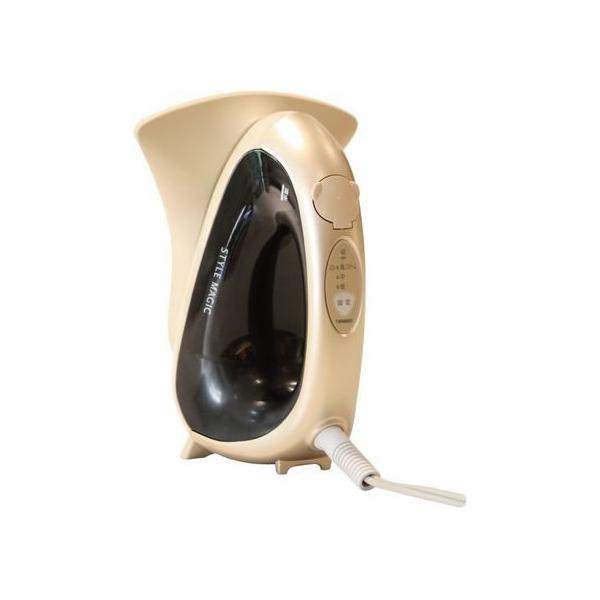 【商品説明】お出かけ前のちょっとしたシワ伸ばしはスチーム、プレスでピシっと折り目を付けたい時はアイロン面、と場面に合わせてお使いいただけます。ワイドスチームアタッチメント付で広範囲にスチームをあてることができ、朝の忙しい時間でもさっと手入れ...