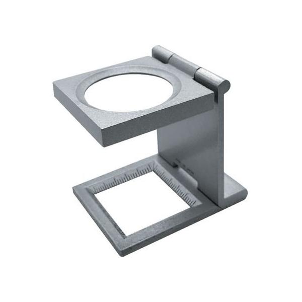 【商品説明】●折りたたみ式拡大鏡です。【仕様】●型番：A30-2　●倍率（倍）：6　●レンズ寸法（mm）：φ31　●高さ（mm）：50　●幅（mm）：39　●奥行（mm）：52　●最小目盛：1mm　●レンズ：ガラスレンズ　●スケール（mm）...