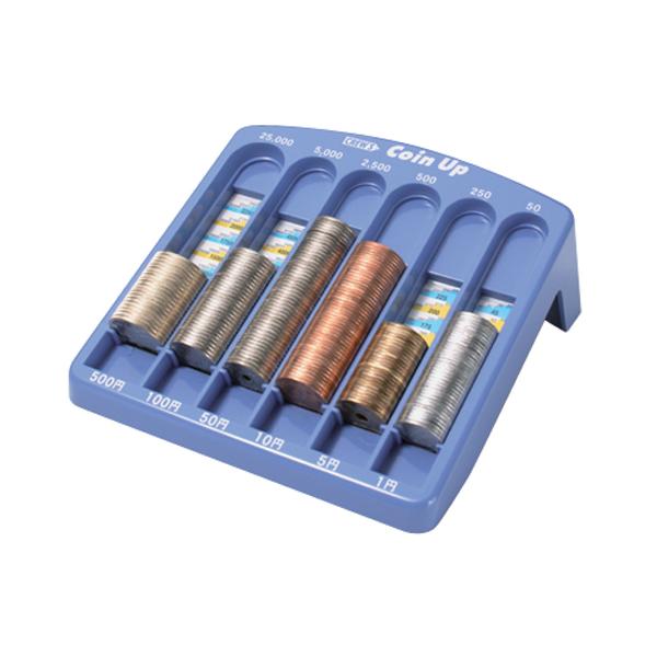 【商品説明】金種別に硬貨を積み重ねると一目で金額がわかるコインカウンターです。メモリが５枚単位で色分けされています。【仕様】●外寸：幅１６５×奥１７３×高さ６６ｍｍ●本体重量：１６０ｇ●材質：再生ＡＢＳ樹脂●５段ずつメモリが入っているので、...