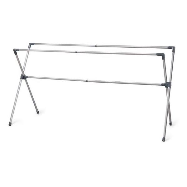 【商品説明】使用しないときは、折りたたんで収納できます。ステンレス巻きスチールパイプを採用しているので、丈夫でサビに強く安心してお使いいただけます。工具不要で、組み立てが簡単です。【仕様】●商品サイズ：約幅１３３０〜２２５０×奥行８００×高...